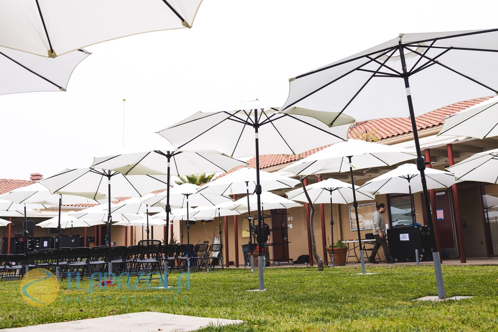 Market Umbrella Set for Rent in Los Angeles | Event Party Rentals