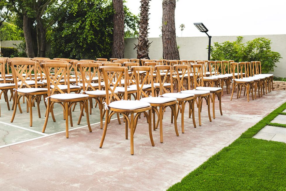 Cross-Back Natural Chair | Tlapazola Event Rentals